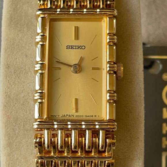 Seiko | Accessories | Seiko Lady Battery Water Resistant Stainless ...